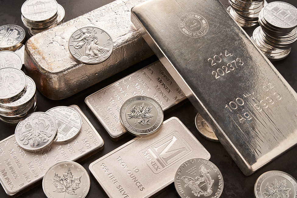 Large Silver Bars vs Silver Coin Investing | Monex